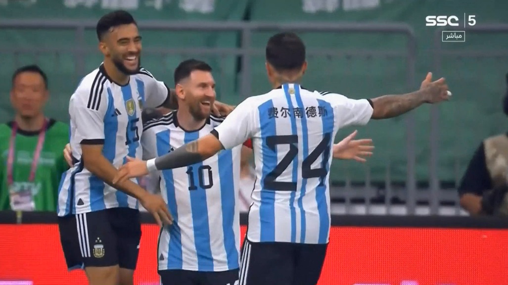 Messi's amazing goal vs Australia - Barca News